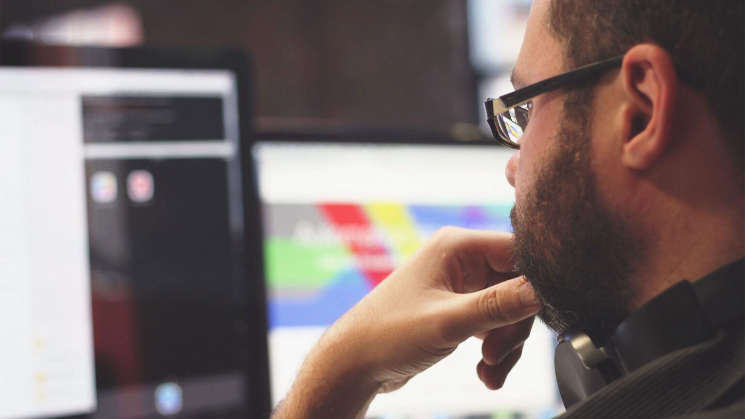 Why Developers Prefer iOS More Over Android Platform? – AtulHost