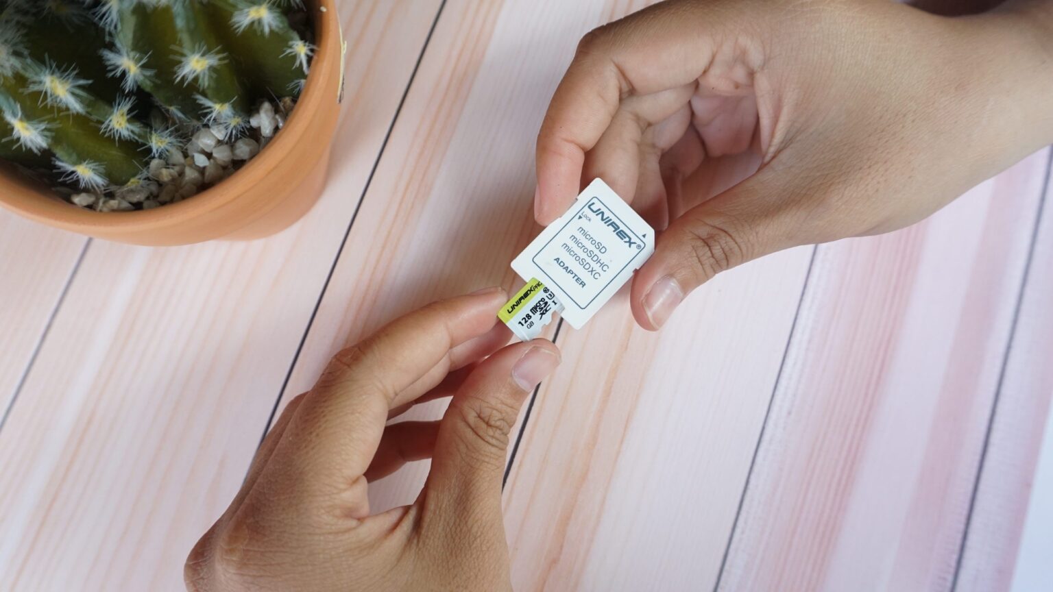 How to remove write protection from micro SD card? – AtulHost