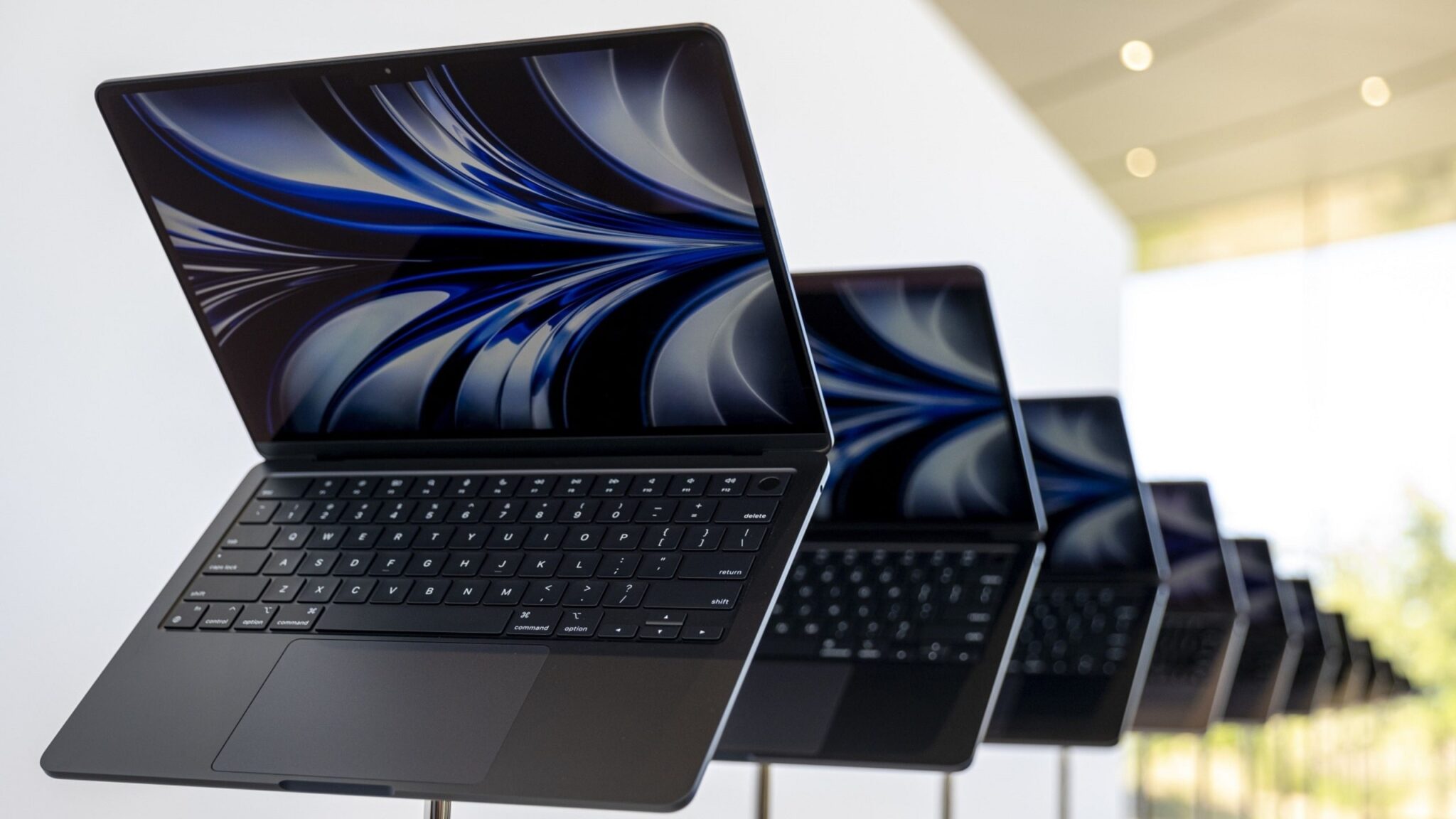 Best laptop brands by their reliability - AtulHost